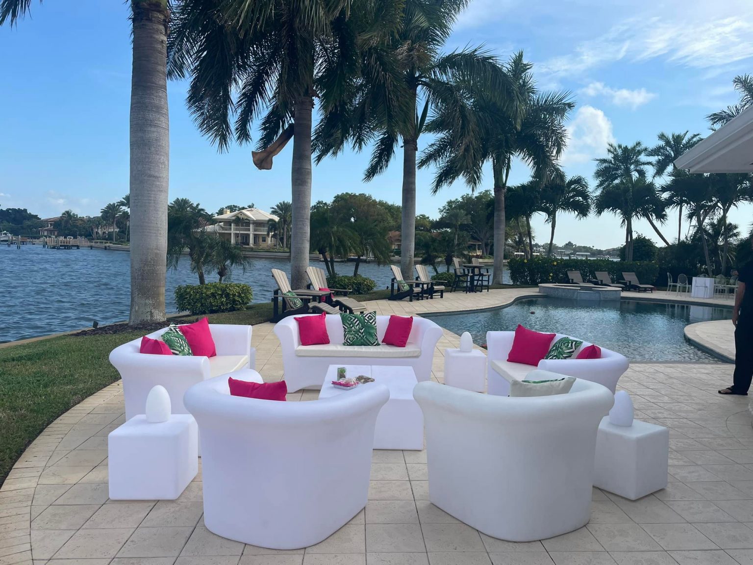 Pool Party Furniture Rental – Florida Furniture Rental